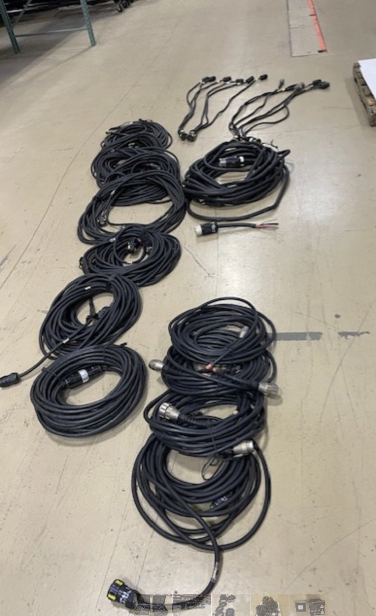 MOTION LABS PKG 12-way controller-cables in great condition! - Grace ...
